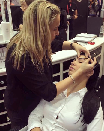 Get The Best Trendy Microblading Eyebrows In Dubai